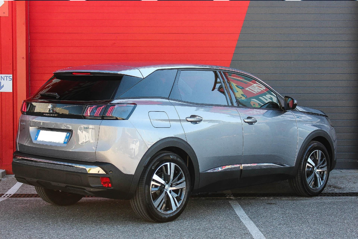 SITBON AUTOMOBILES - PEUGEOT-3008-Hybrid 225 CV